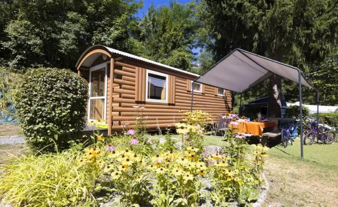 17 M² Camping ∙ 1 Chambre ∙ 3 Personnes - Isère