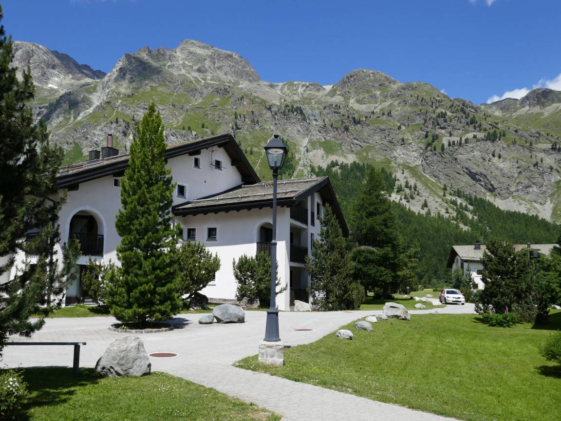 80 M² Apartment ∙ 2 Bedrooms ∙ 4 Guests - Sils im Engadin/Segl