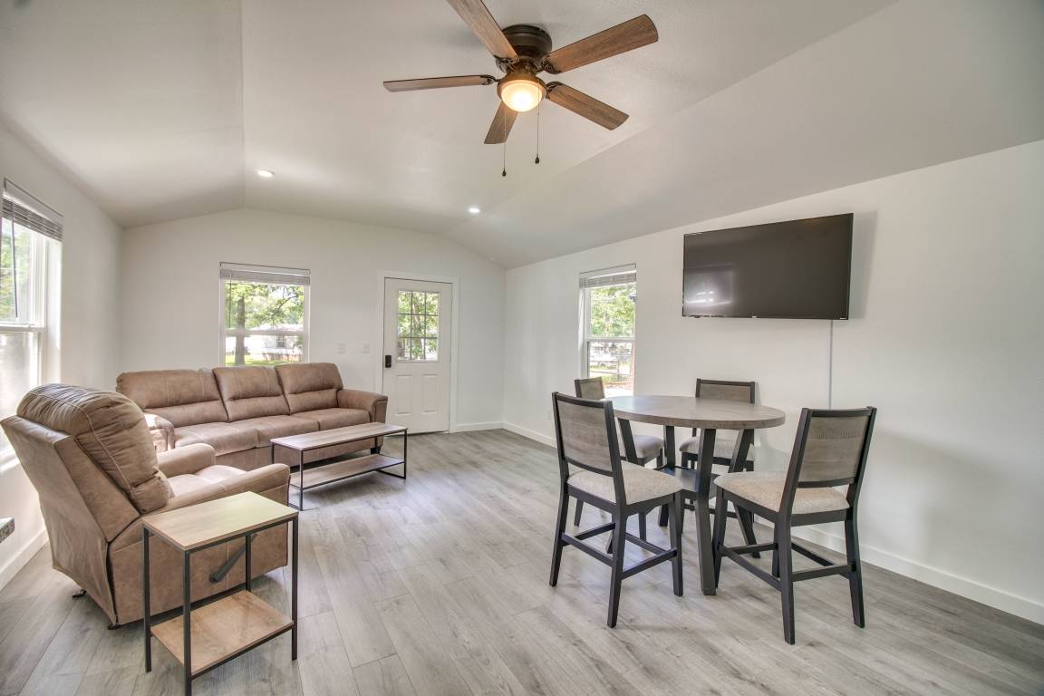 65 M² House ∙ 2 Bedrooms ∙ 4 Guests - Grand Lake Casino