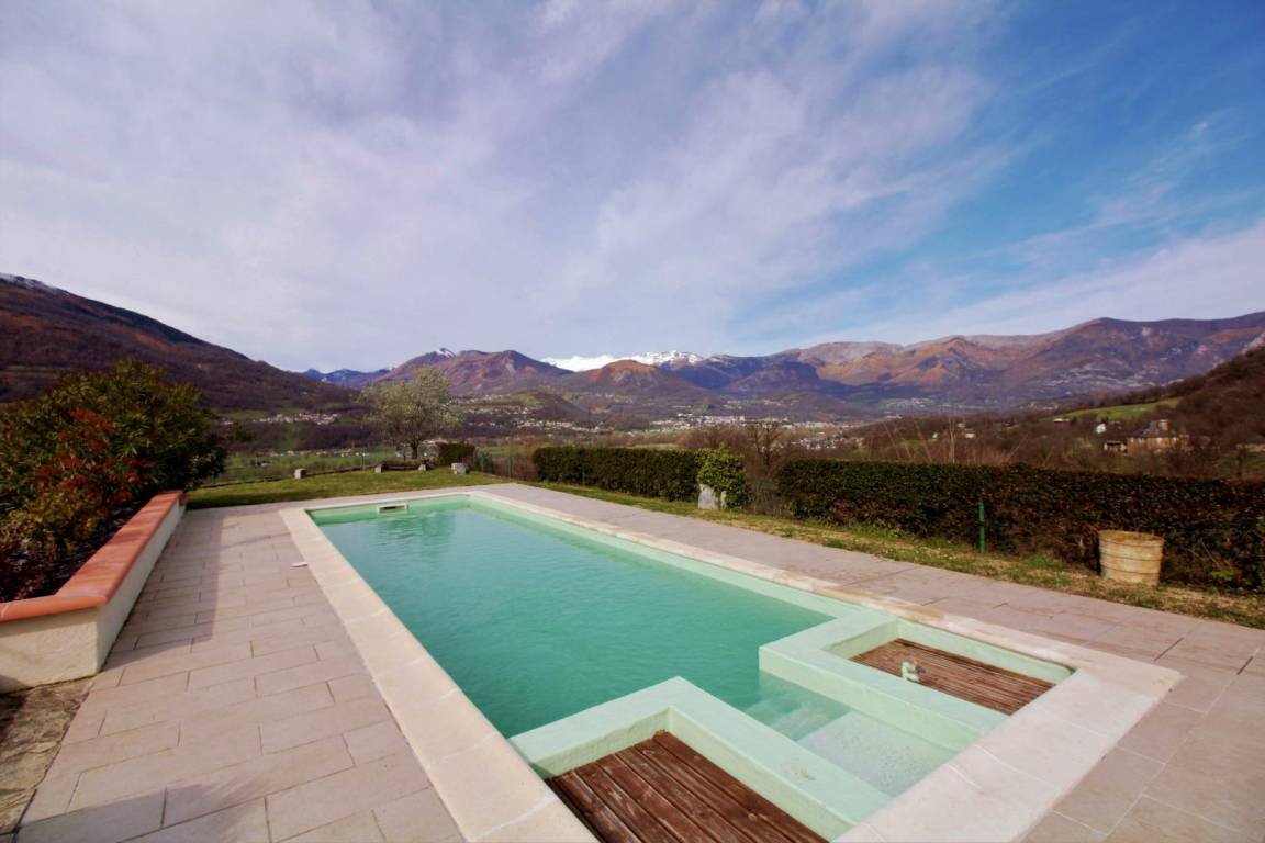 235 M² Mökki ∙ 4 Makuuhuonetta ∙ 10 Vierasta - Argelès-Gazost