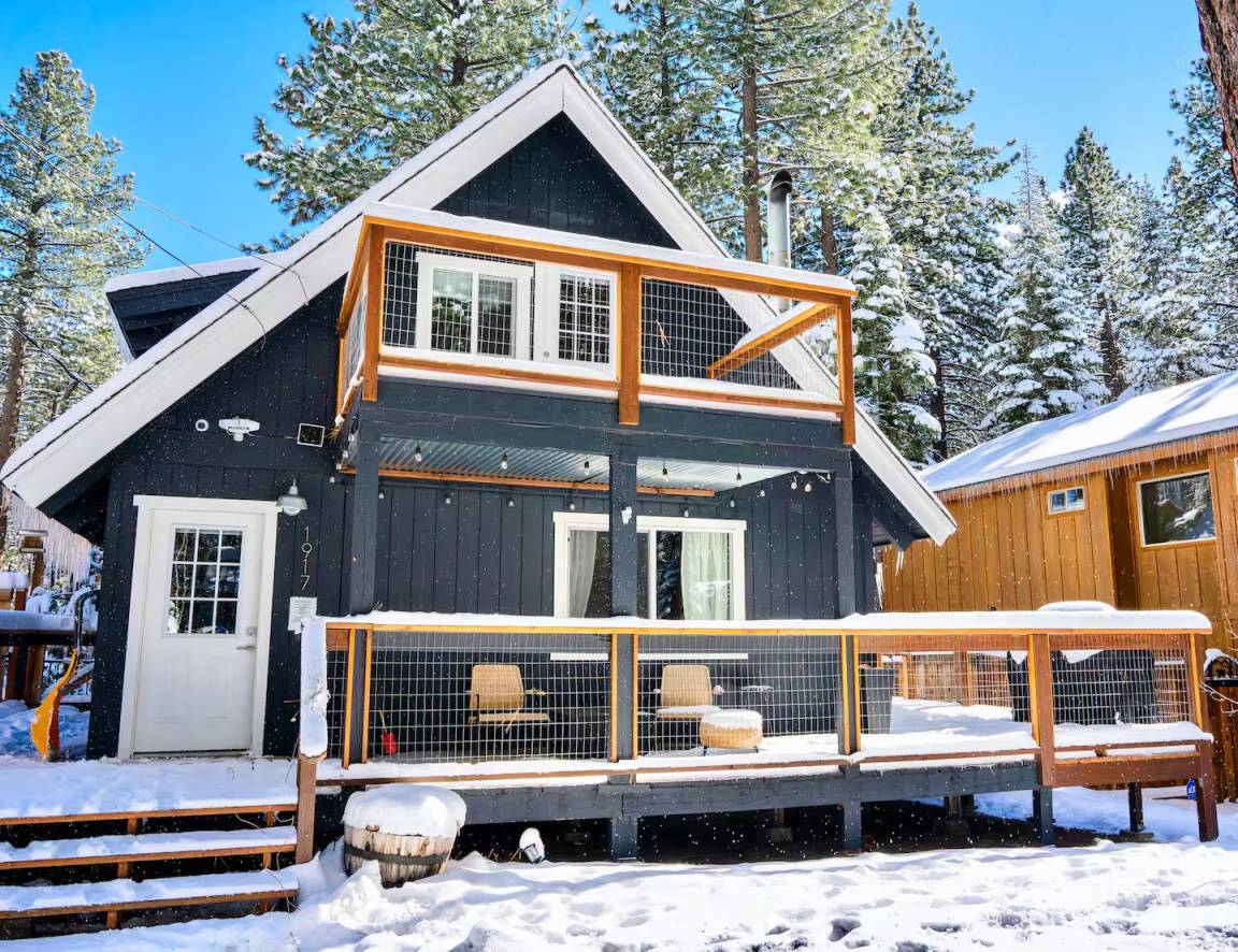 115 M² Cabin ∙ 3 Bedrooms ∙ 6 Guests - Lake Tahoe