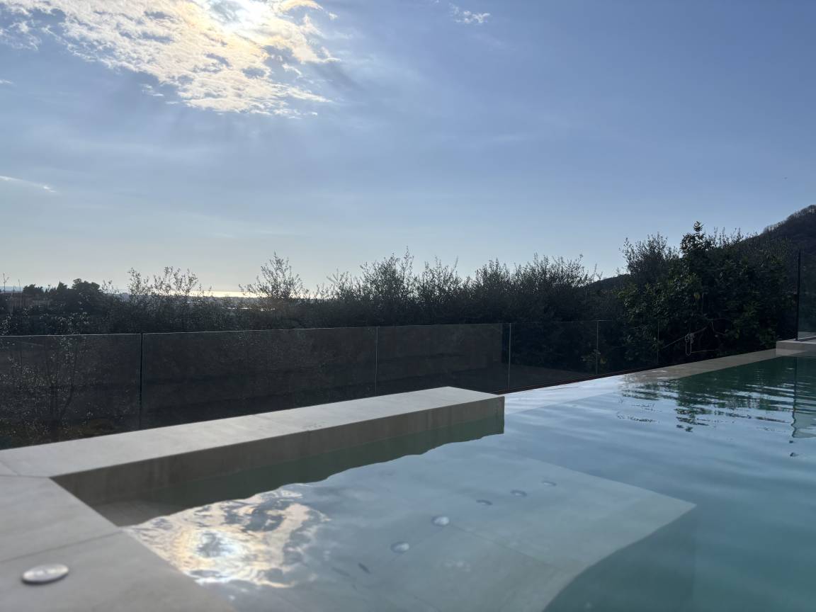 Villa ∙ 2 Bedrooms ∙ 6 Guests - Pietrasanta