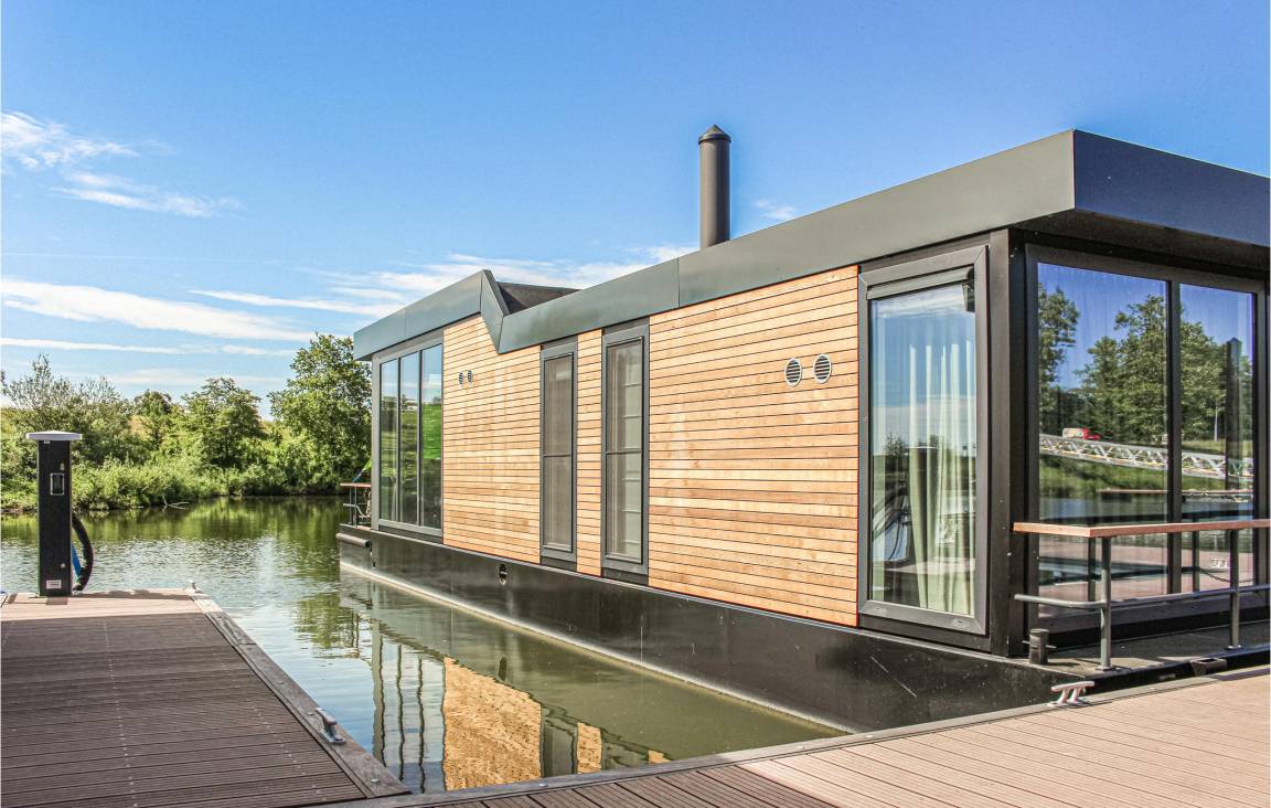 64 M² Hausboot ∙ 2 Schlafzimmer ∙ 4 Gäste - Limburg, Niederlande