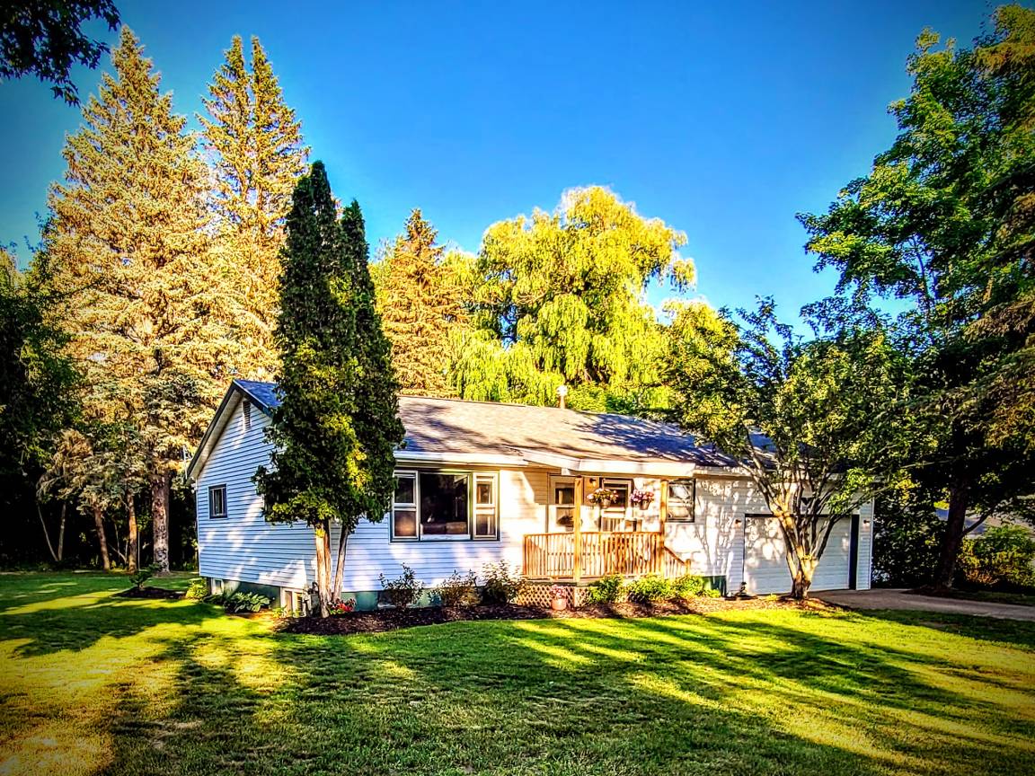 187 M² House ∙ 3 Bedrooms ∙ 12 Guests - Boyne City, MI