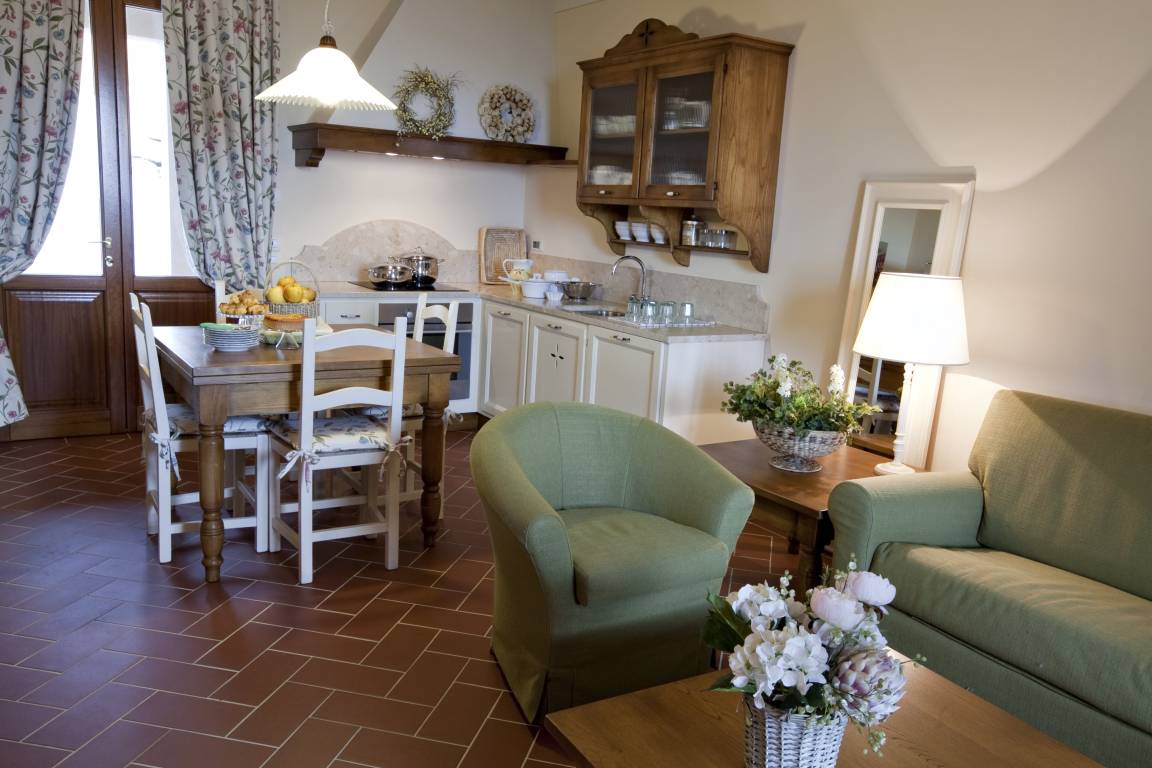 81 M² Apartment ∙ 3 Bedrooms ∙ 6 Guests - Volterra