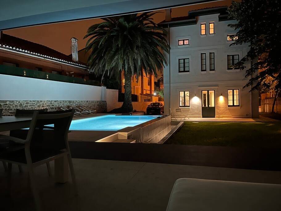 Casa ∙ 4 Habitaciones ∙ 8 Huéspedes - Salinas, España