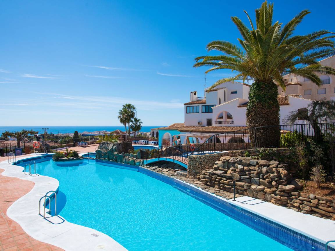 121 M² House ∙ 2 Bedrooms ∙ 4 Guests - Nerja