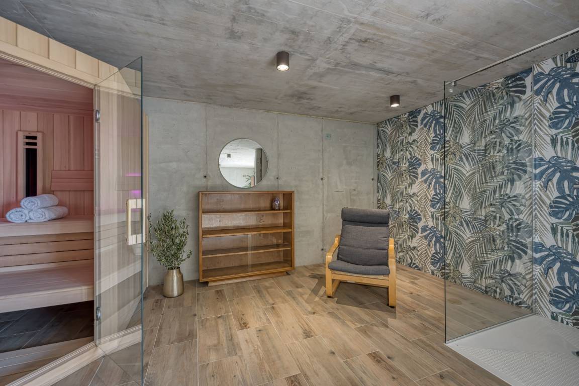 140 M² Villa ∙ 3 Slaapkamers ∙ 7 Gasten - Koper