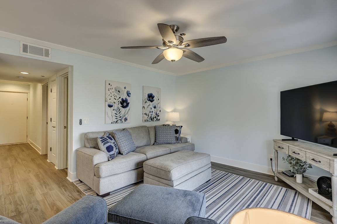 93 M² Condo ∙ 2 Bedrooms ∙ 6 Guests - Bradley Beach, SC