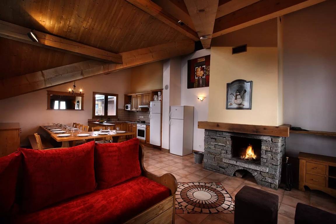 155 M² Apartment ∙ 7 Bedrooms ∙ 16 Guests - Arc 1800