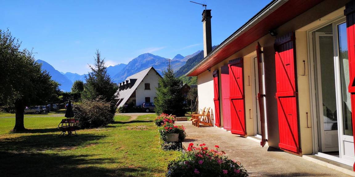 320 M² Gîte ∙ 6 Chambres ∙ 15 Personnes - Loudenvielle