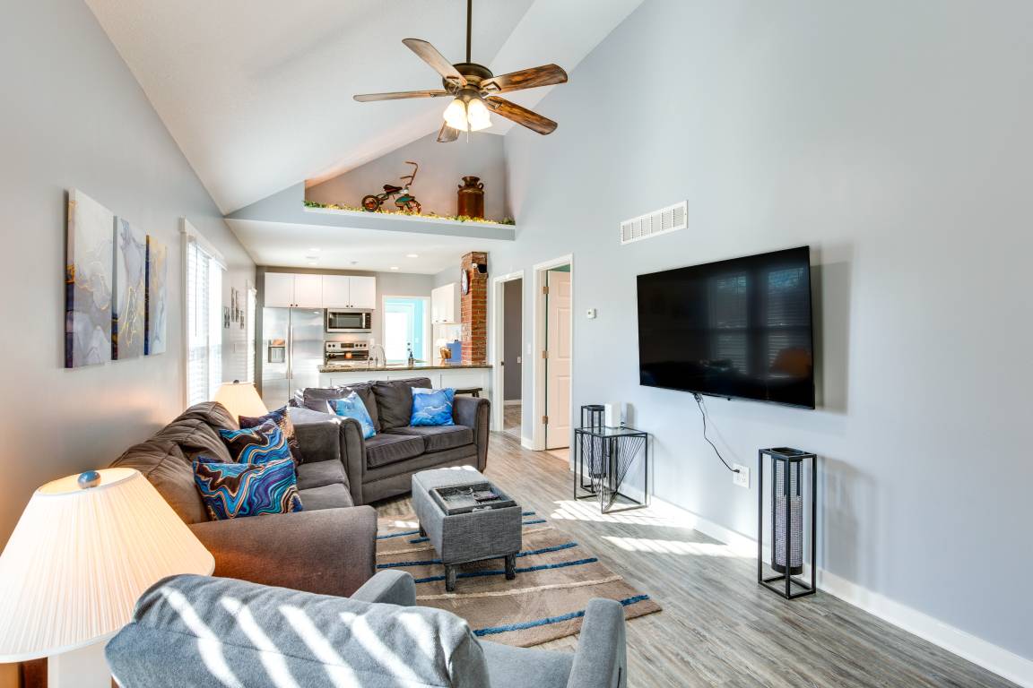 92 M² House ∙ 2 Bedrooms ∙ 4 Guests - Lake Winnebago, MO