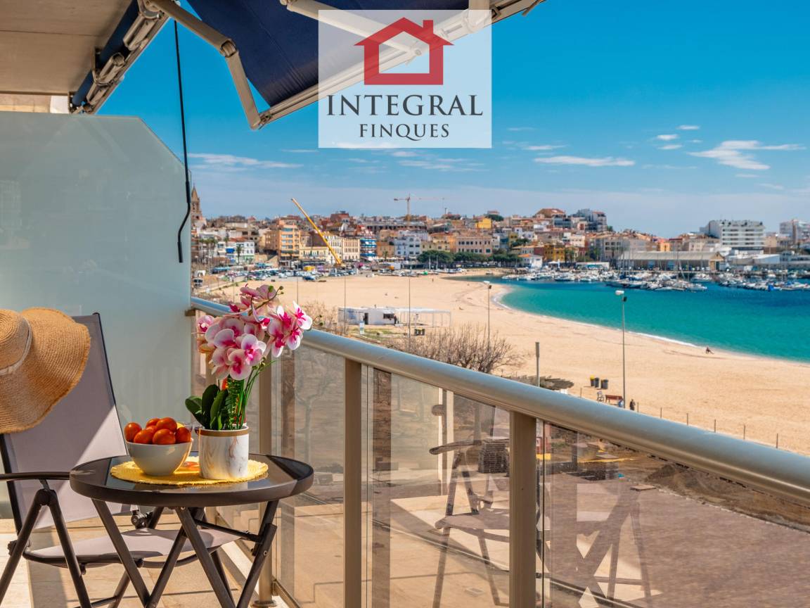 87 M² Apartment ∙ 3 Bedrooms ∙ 6 Guests - Llafranc