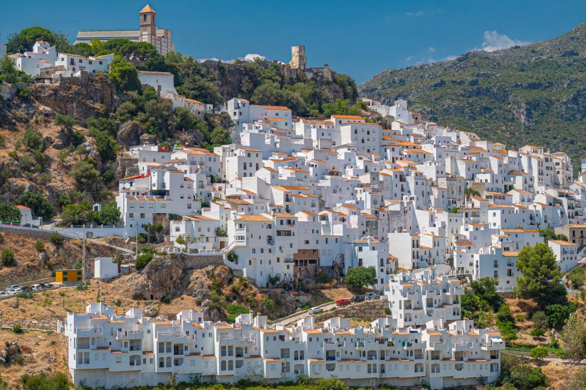 235 M² Villa ∙ 3 Slaapkamers ∙ 6 Gasten - Casares