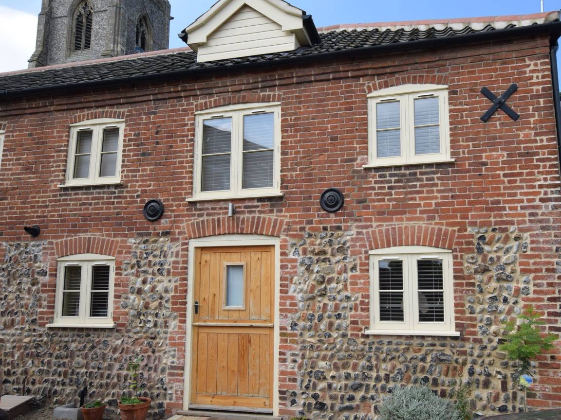 Cottage ∙ 2 Bedrooms ∙ 4 Guests - Wroxham