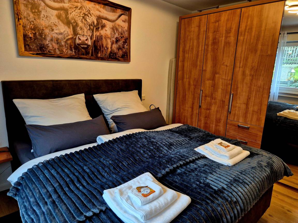 75 M² Ferienwohnung ∙ 2 Schlafzimmer ∙ 5 Gäste - Olpe