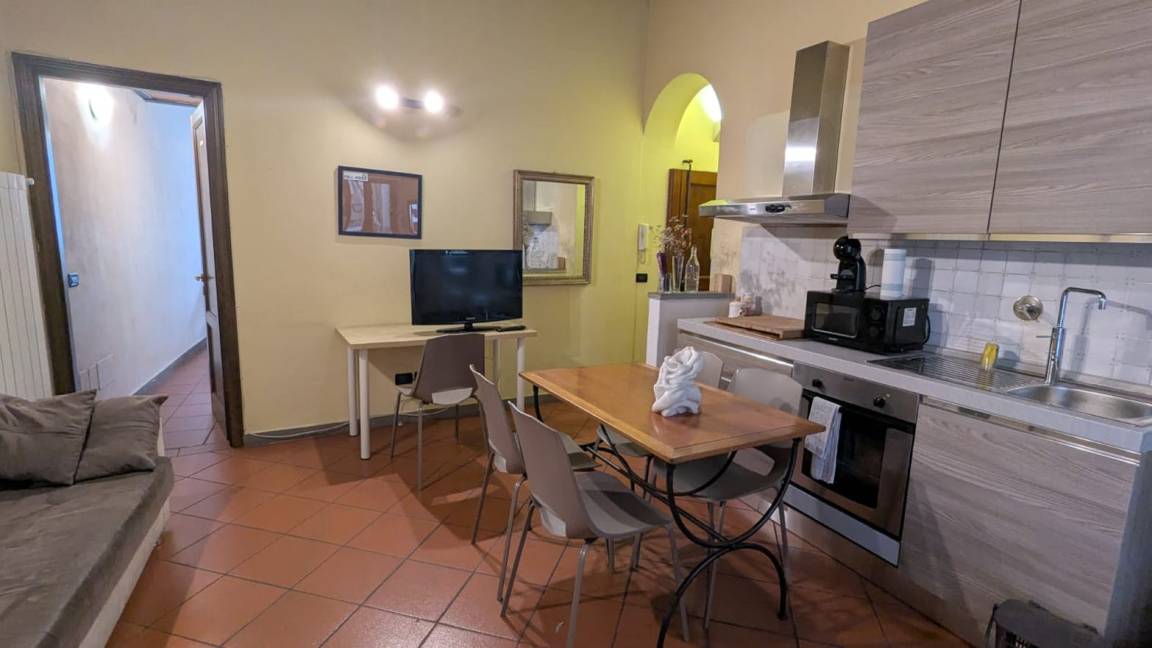 100 M² Ferienhaus ∙ 2 Schlafzimmer ∙ 4 Gäste - Prato
