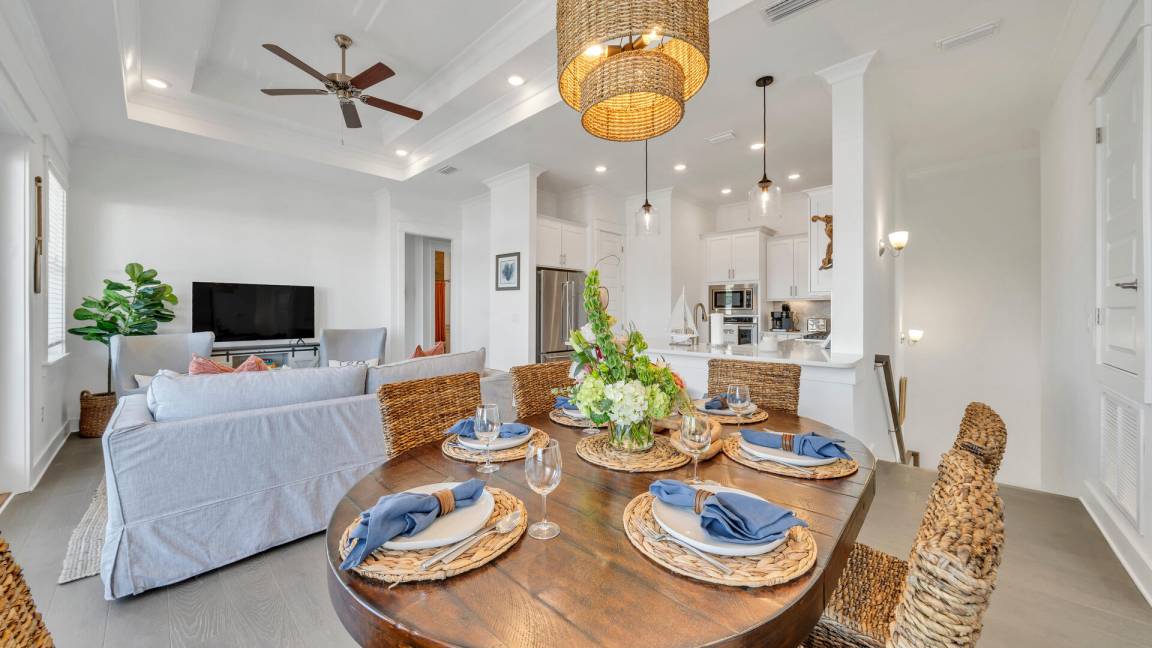 110 M² Condo ∙ 2 Bedrooms ∙ 7 Guests - Rosemary Beach, FL
