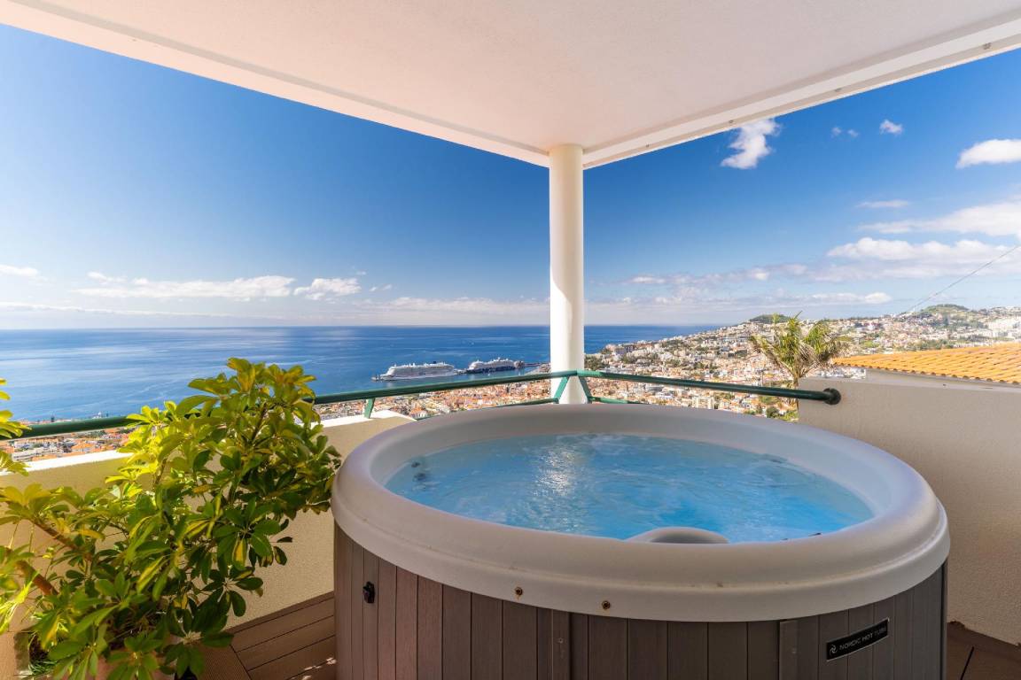 180 M² Maison De Vacances ∙ 2 Chambres ∙ 4 Personnes - Funchal