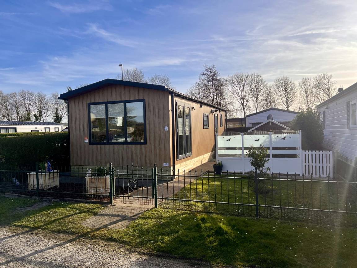 45 M² Ferienhaus ∙ 2 Schlafzimmer ∙ 4 Gäste - Kamperland