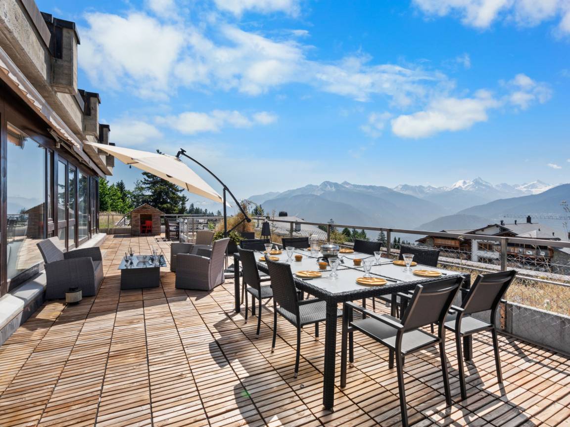 350 M² Apartment ∙ 6 Bedrooms ∙ 12 Guests - Crans-Montana