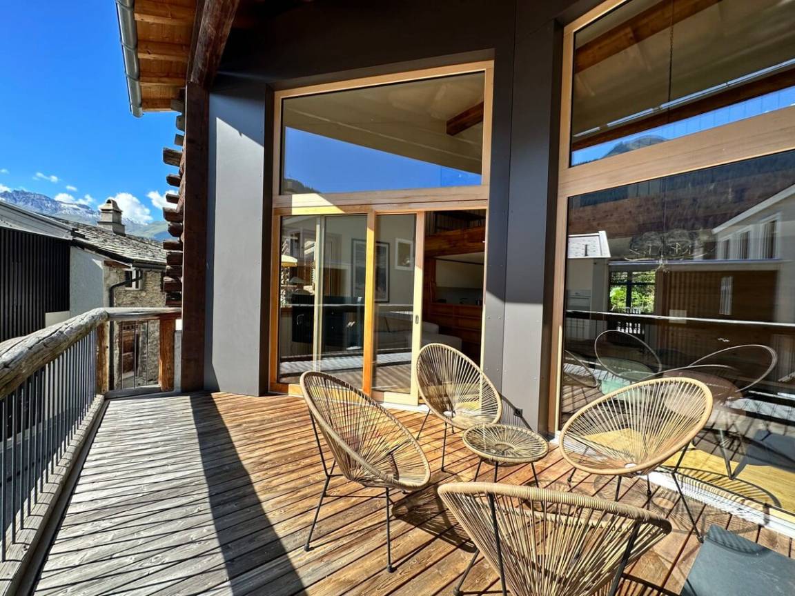 Ferienhaus ∙ 2 Schlafzimmer ∙ 4 Gäste - Savognin