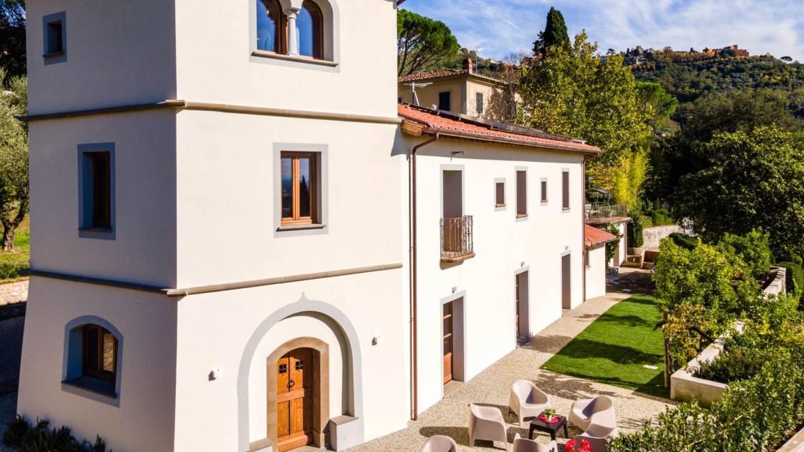 300 M² Villa ∙ 5 Chambres ∙ 12 Personnes - Montecatini Terme
