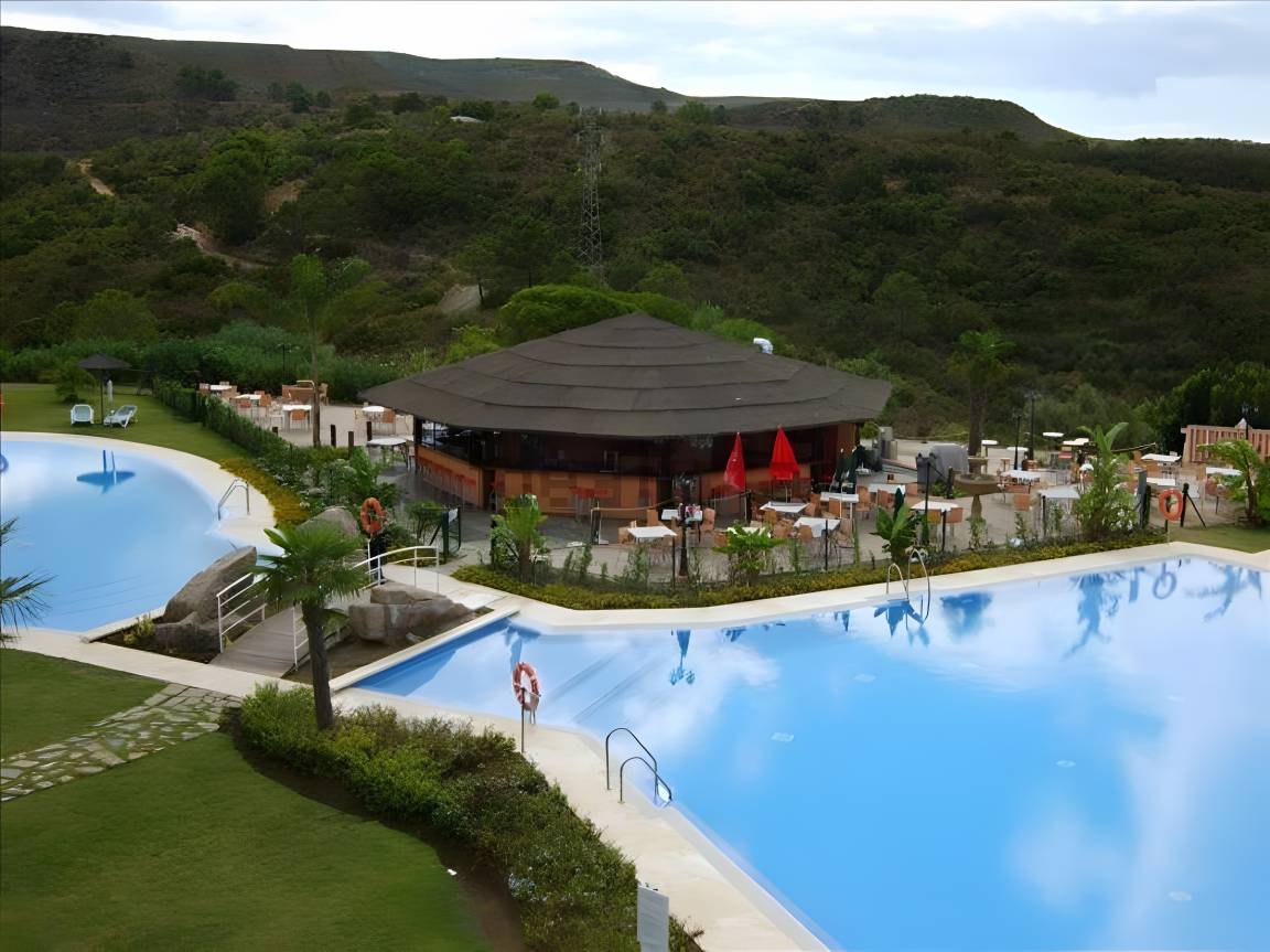 140 M² Villa ∙ 3 Slaapkamers ∙ 6 Gasten - Estepona
