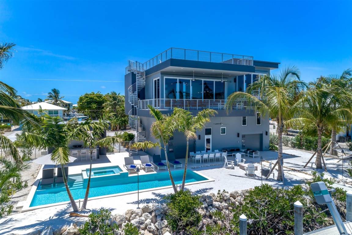 187 M² House ∙ 3 Bedrooms ∙ 8 Guests - Key Colony Beach, FL