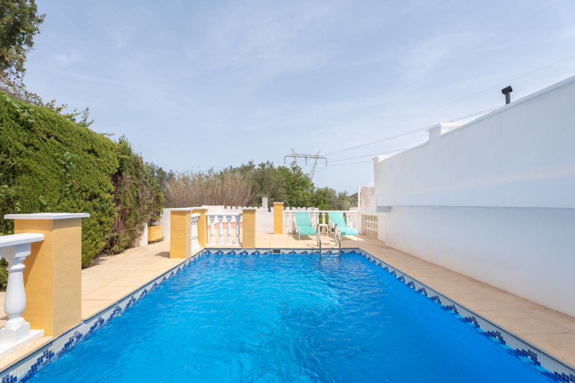 183 M² Apartamento ∙ 4 Habitaciones ∙ 8 Huéspedes - Montserrat