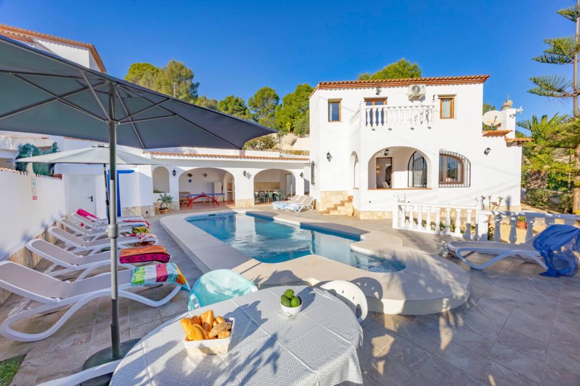 260 M² Villa ∙ 5 Bedrooms ∙ 10 Guests - Altea