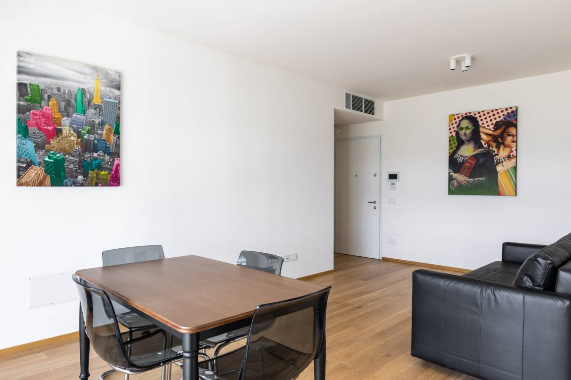 90 M² Apartment ∙ 1 Bedroom ∙ 4 Guests - Bologna Guglielmo Marconi Airport (BGA)