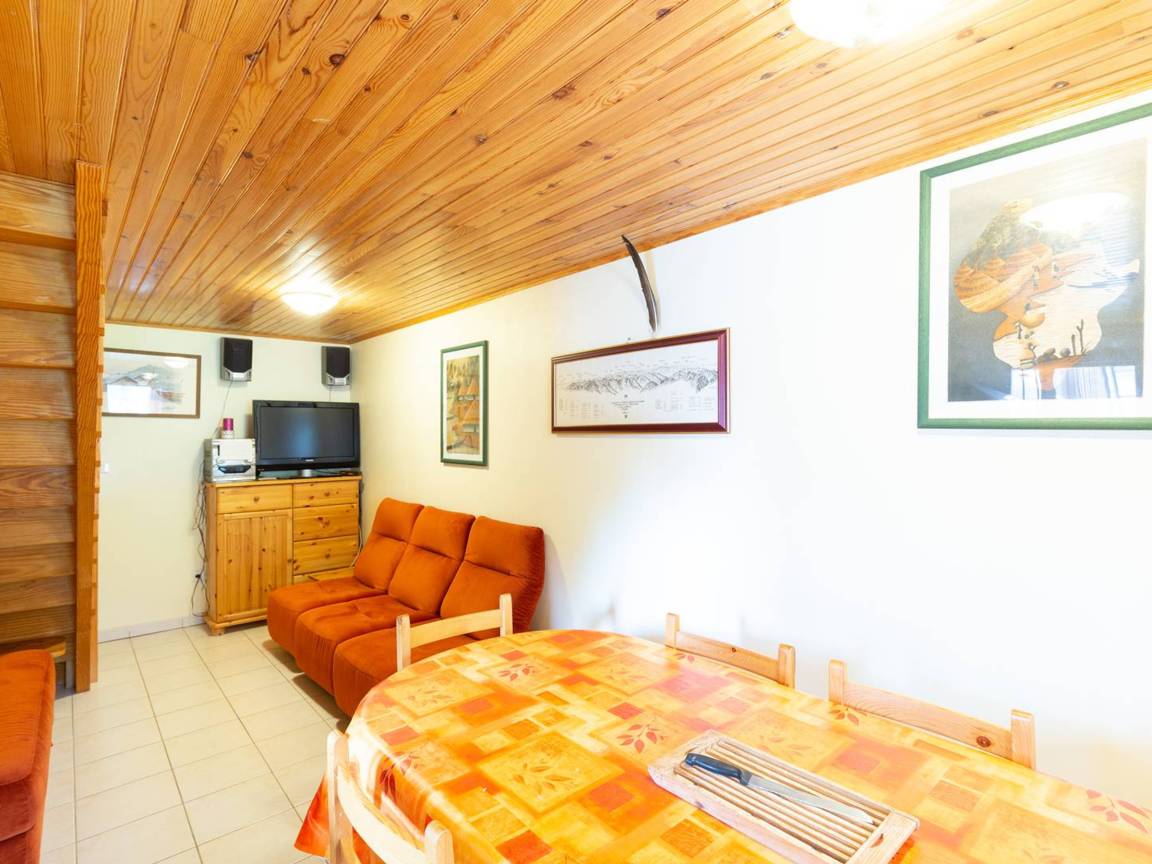 47 M² Chalet ∙ 3 Bedrooms ∙ 6 Guests - Loudenvielle