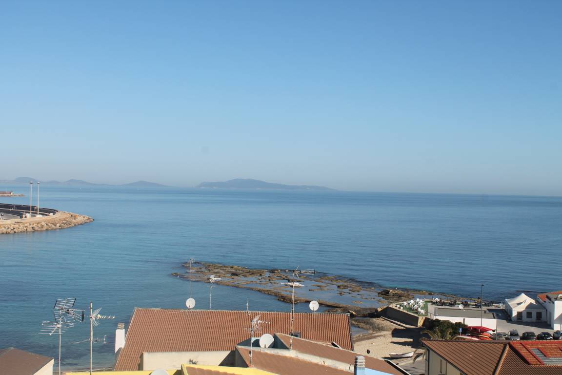 80 M² Apartment ∙ 2 Bedrooms ∙ 4 Guests - Porto Torres