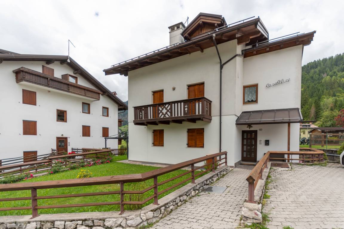 55 M² Apartment ∙ 2 Bedrooms ∙ 4 Guests - Marmolada