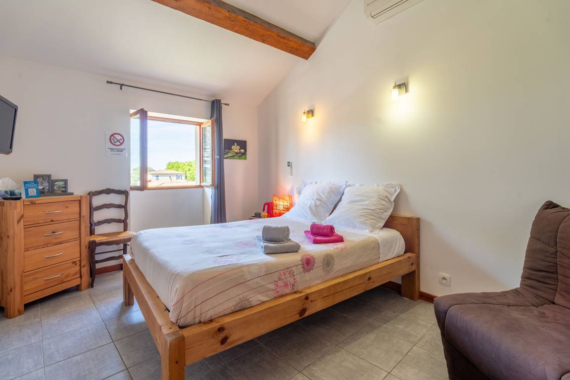 20 M² Chambre Privée ∙ 1 Chambre ∙ 3 Personnes - Béziers