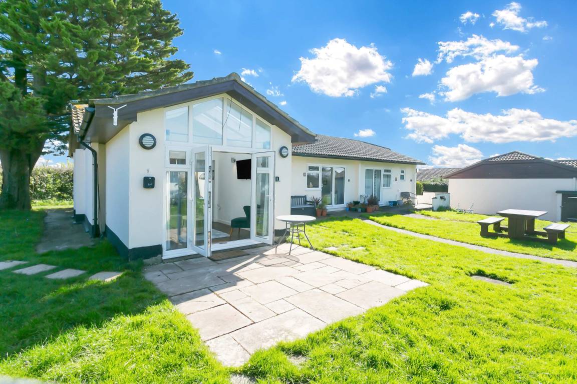 74 M² House ∙ 2 Bedrooms ∙ 6 Guests - Branscombe