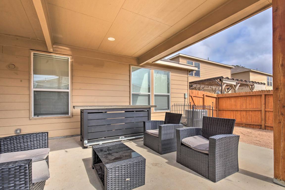 113 M² Casa ∙ 3 Habitaciones ∙ 9 Huéspedes - Helotes, TX