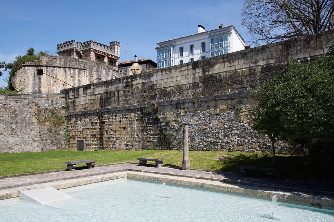 61 M² Apartamento ∙ 1 Habitación ∙ 2 Huéspedes - Hondarribia