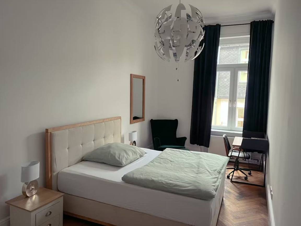 75 M² Private Room ∙ 1 Bedroom ∙ 1 Guest - Frankfurt