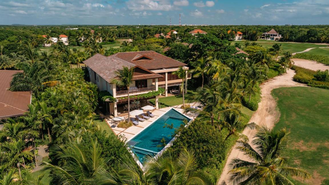 1100 M² Villa ∙ 6 Bedrooms ∙ 14 Guests - Punta Cana