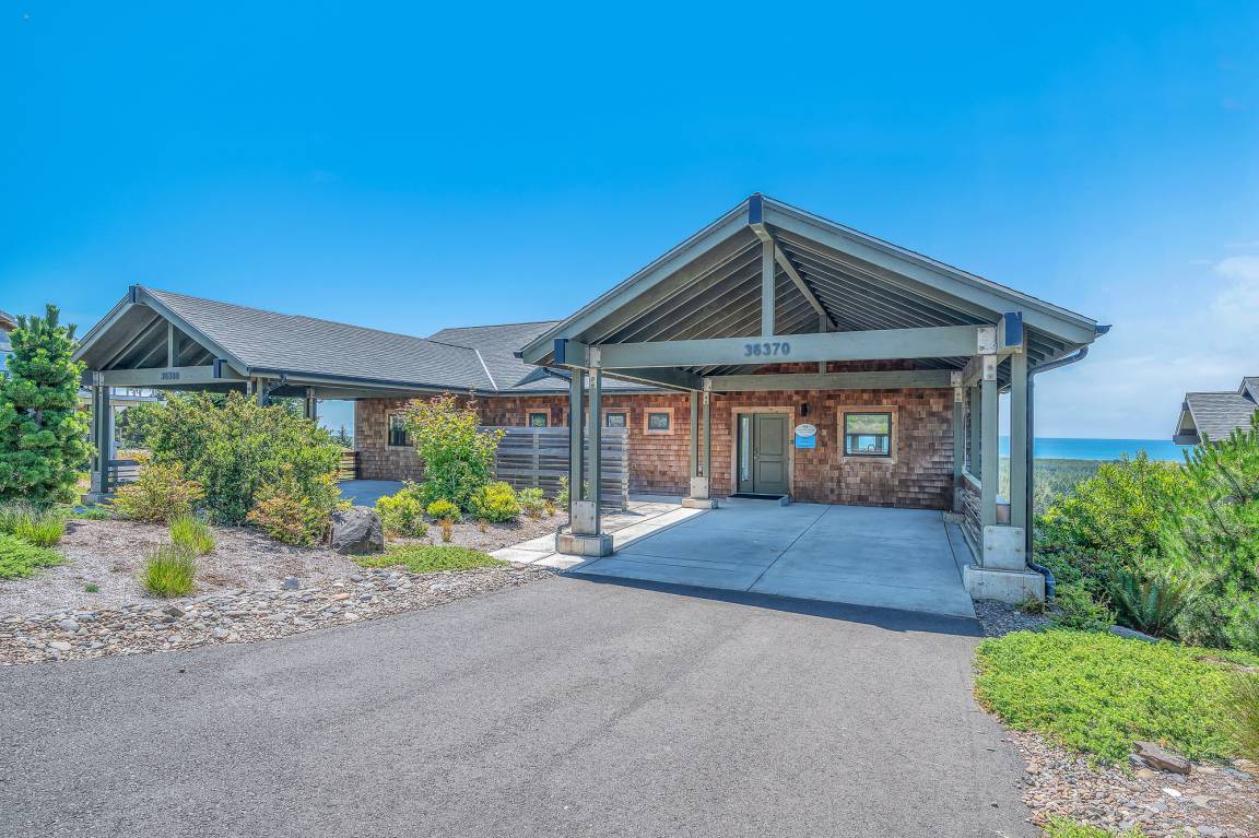 232 M² House ∙ 3 Bedrooms ∙ 8 Guests - Pacific City, OR