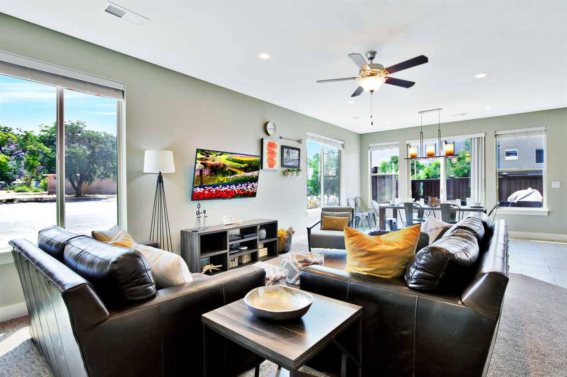 200 M² House ∙ 3 Bedrooms ∙ 10 Guests - Moab, UT