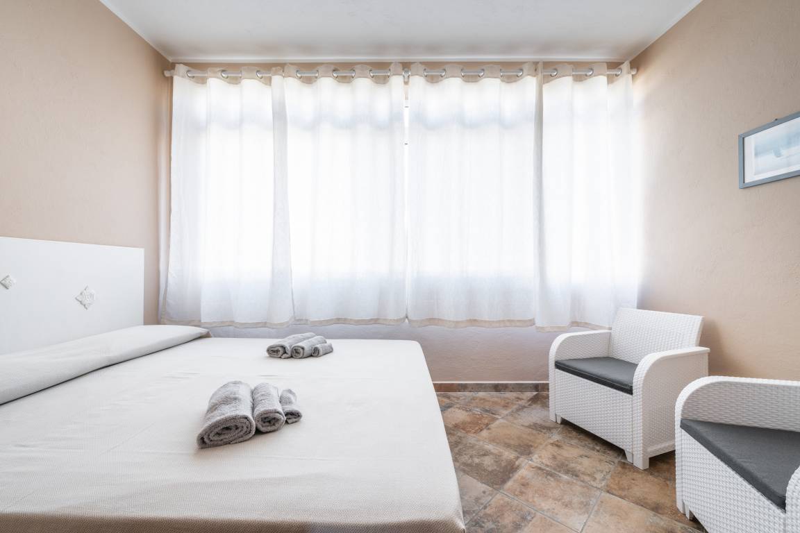 70 M² Huis ∙ 2 Slaapkamers ∙ 4 Gasten - Calasetta