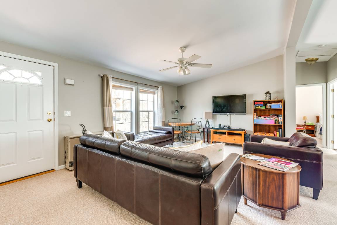 148 M² House ∙ 3 Bedrooms ∙ 7 Guests - Arrowhead Lake, PA