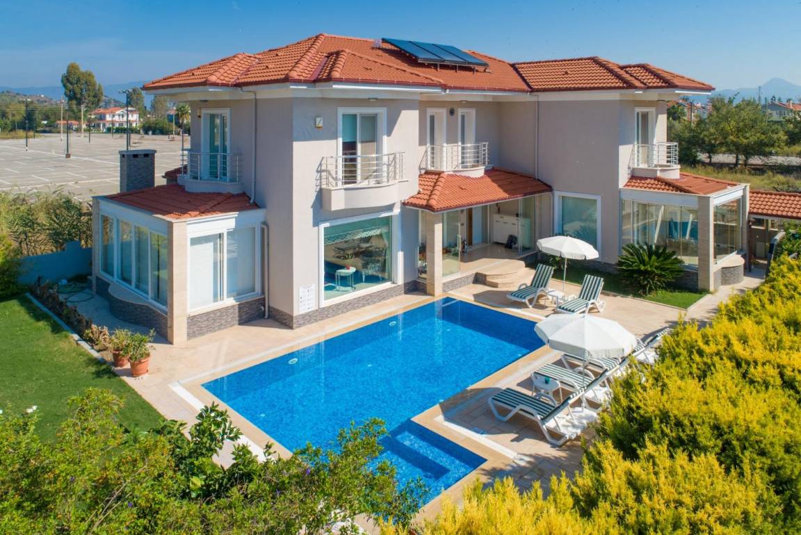 240 M² Villa ∙ 5 Bedrooms ∙ 10 Guests - Dalyan