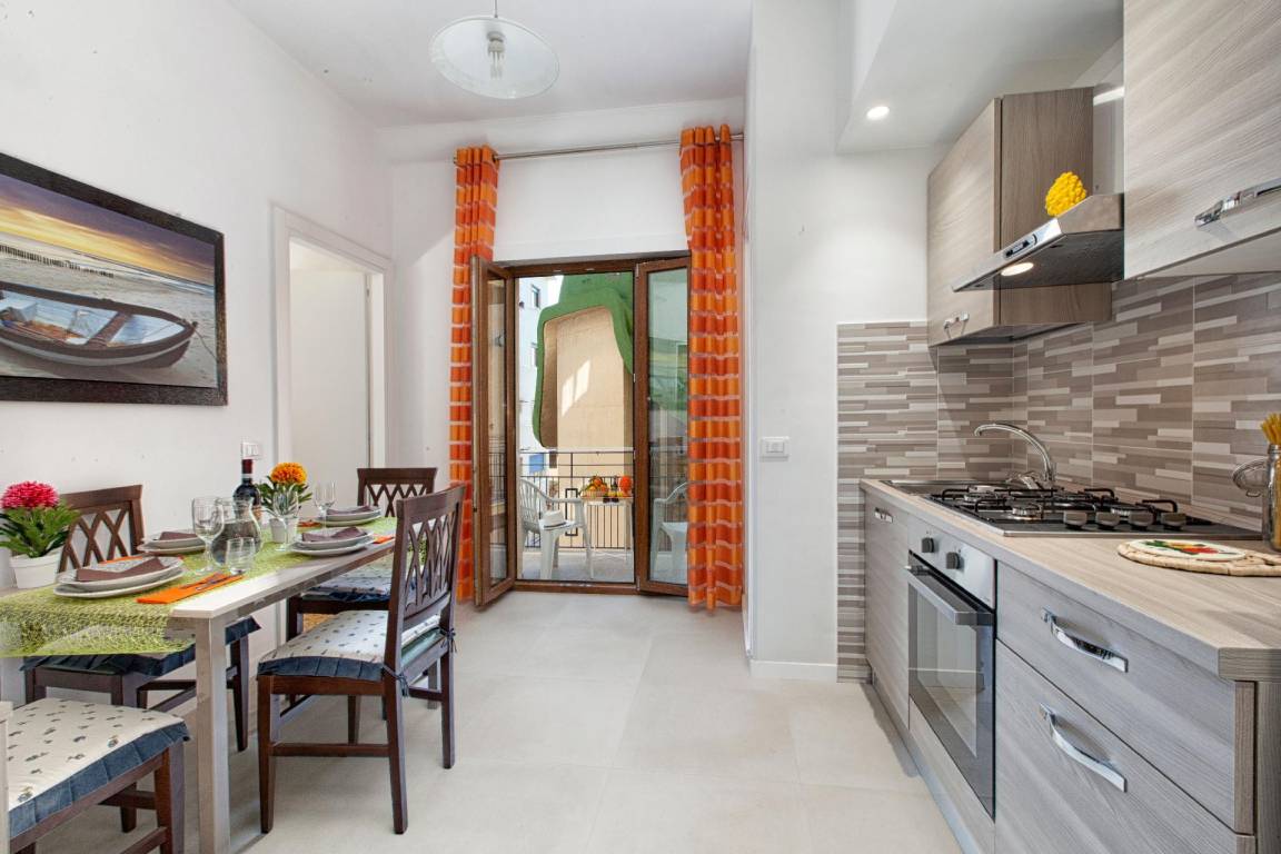 96 M² Apartment ∙ 3 Bedrooms ∙ 9 Guests - Sorrento