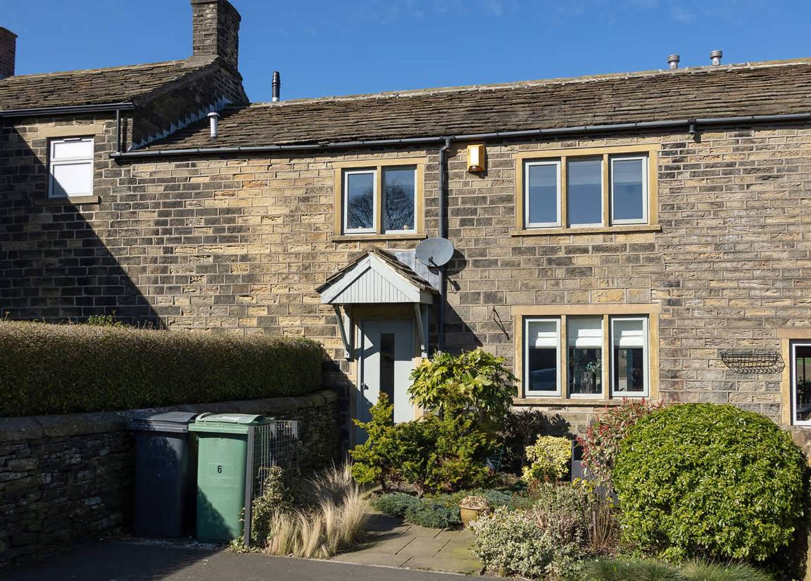 Apartment ∙ 2 Bedrooms ∙ 4 Guests - Yorkshire Sculpture Park