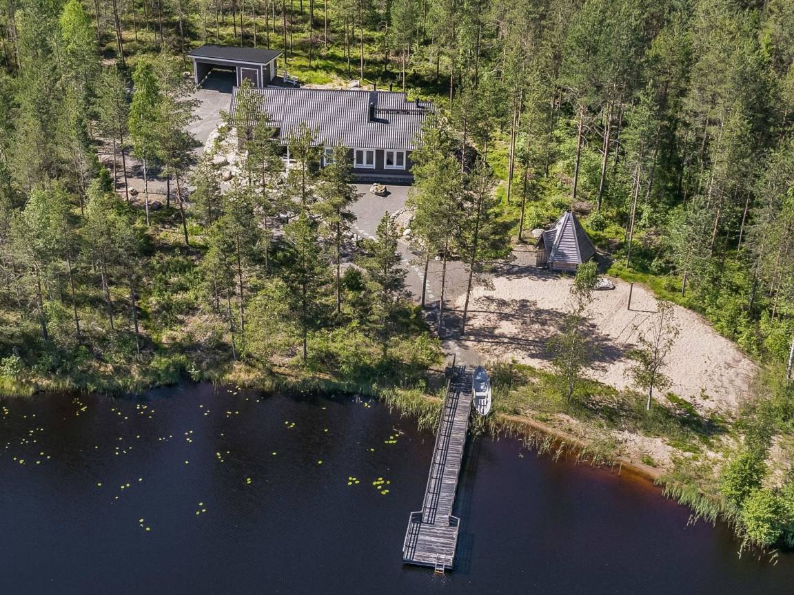 116 M² Talo ∙ 3 Makuuhuonetta ∙ 8 Vierasta - Hirvensalmi
