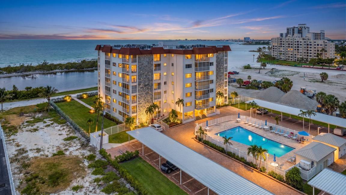 114 M² Condo ∙ 2 Bedrooms ∙ 4 Guests - Fort Myers Beach, FL